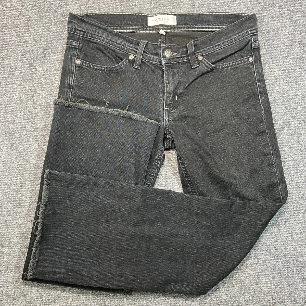 Habitual Jeans Logo