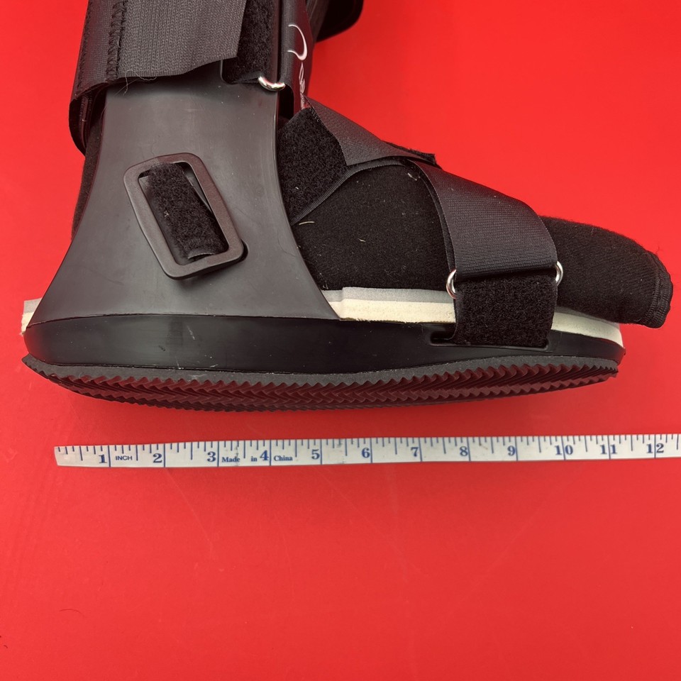 DeRoyal Short Leg Walker Samson S black straps foot injury recovery ...