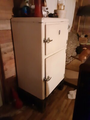 Ice Boxes - Antique Ice Box Metal