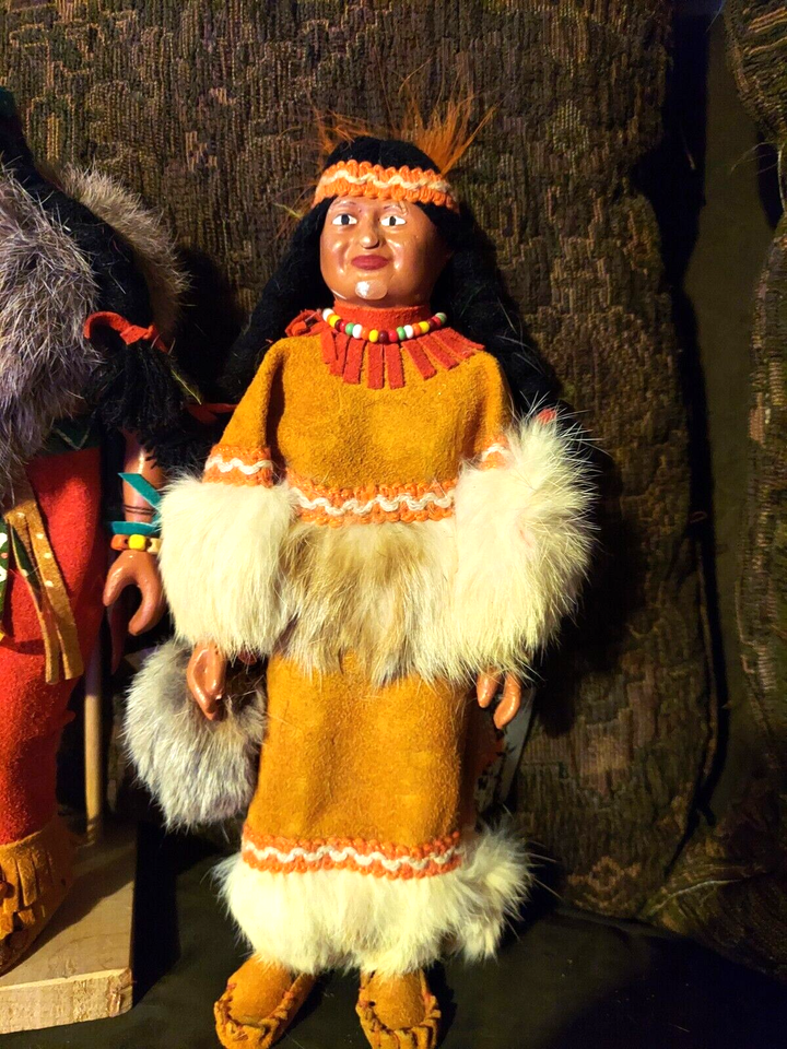 4 Native American Eskimo Crafted Dolls with Real Leather and Fur. 10 ...