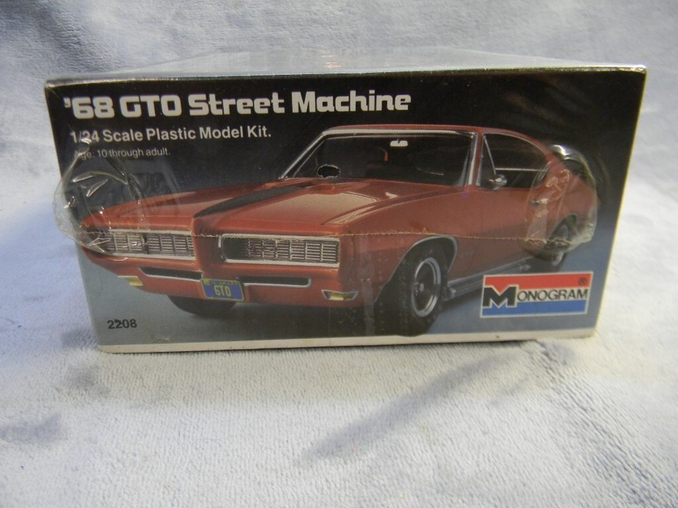 1/24 SCALE ORIGINAL MONOGRAM 1968 PONTIAC GTO HARDTOP ORANGE MODEL KIT-SEALED | eBay