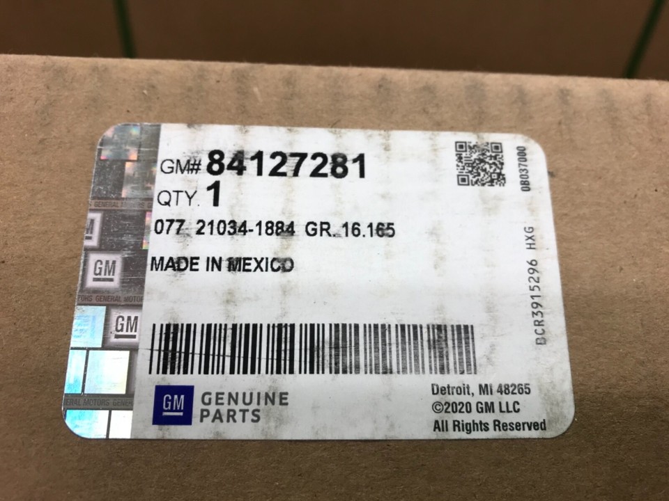 Oem Gm interior front door trim panel left drivers side 84127281 ...