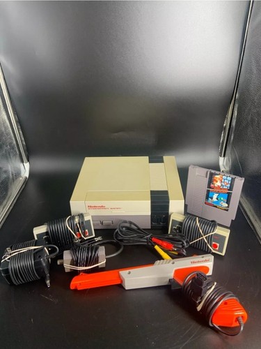 Nintendo NES Action Set System Console Complete in Box CIB Zapper Mario ...
