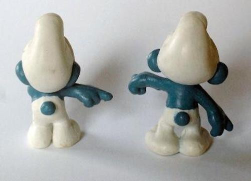 2 SMURF SMURFS Pointing Laughing SCHLEICH Made in HONG KONG | eBay