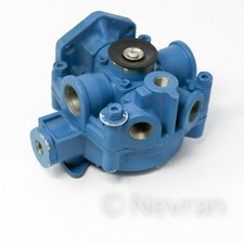286370 Bendix R-8 Air Brake Relay Valve 286370x for sale online | eBay