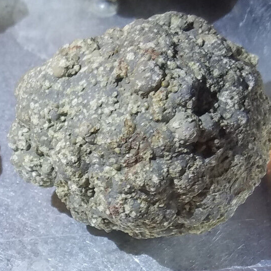 JoNGD: (Mixed 1-lb LOT) = (1 to 2 Uncut Thunder Eggs Rough Geode UN ...