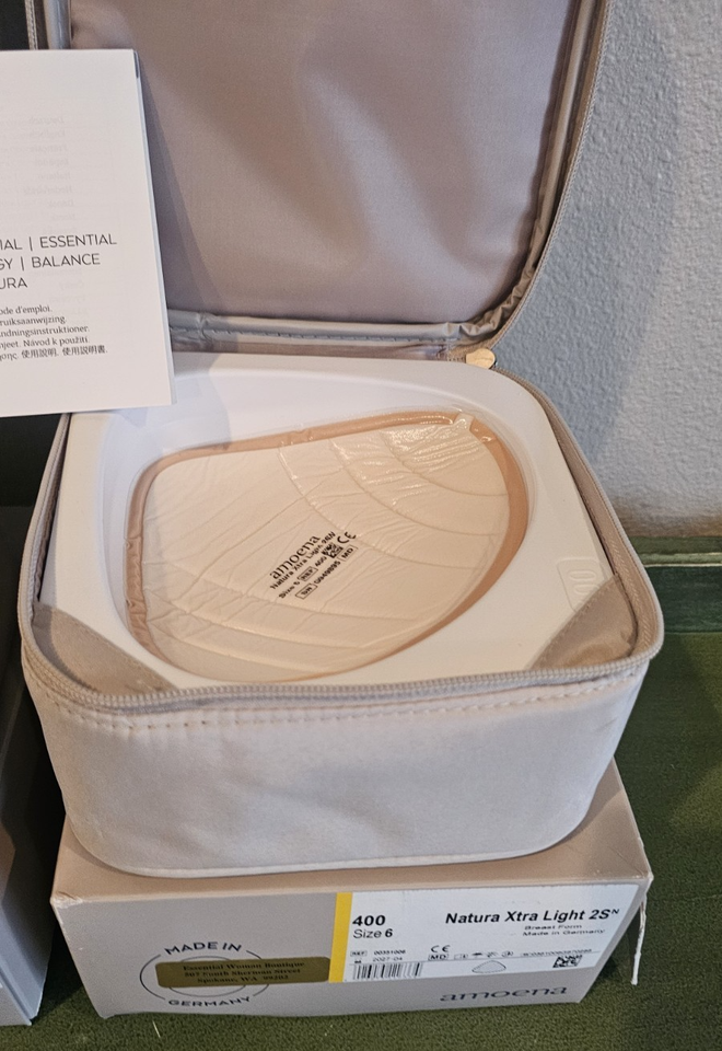 Set of 2 Amoena 400 Natura Xtra Light 2S Breast Forms Original Boxes ...