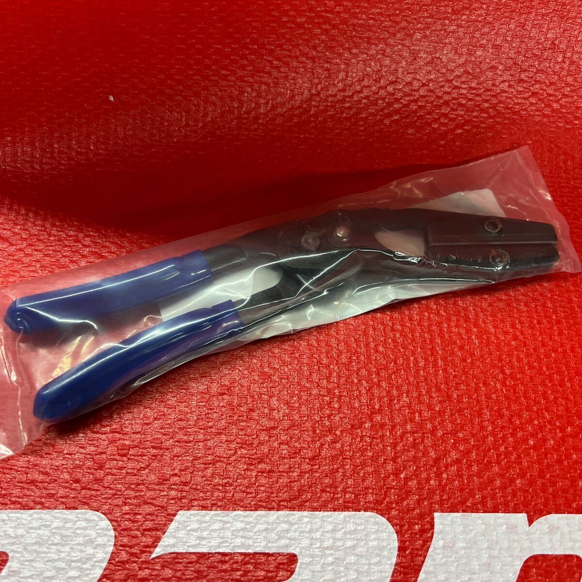 Blue Point PHP1A 9-1/4" Swivel Jaw Hose Clamp Pliers Blue O.D. up to 1 ...