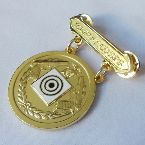 US Marksmanship Insignia US Military Pistol Competition Badge Pin ...