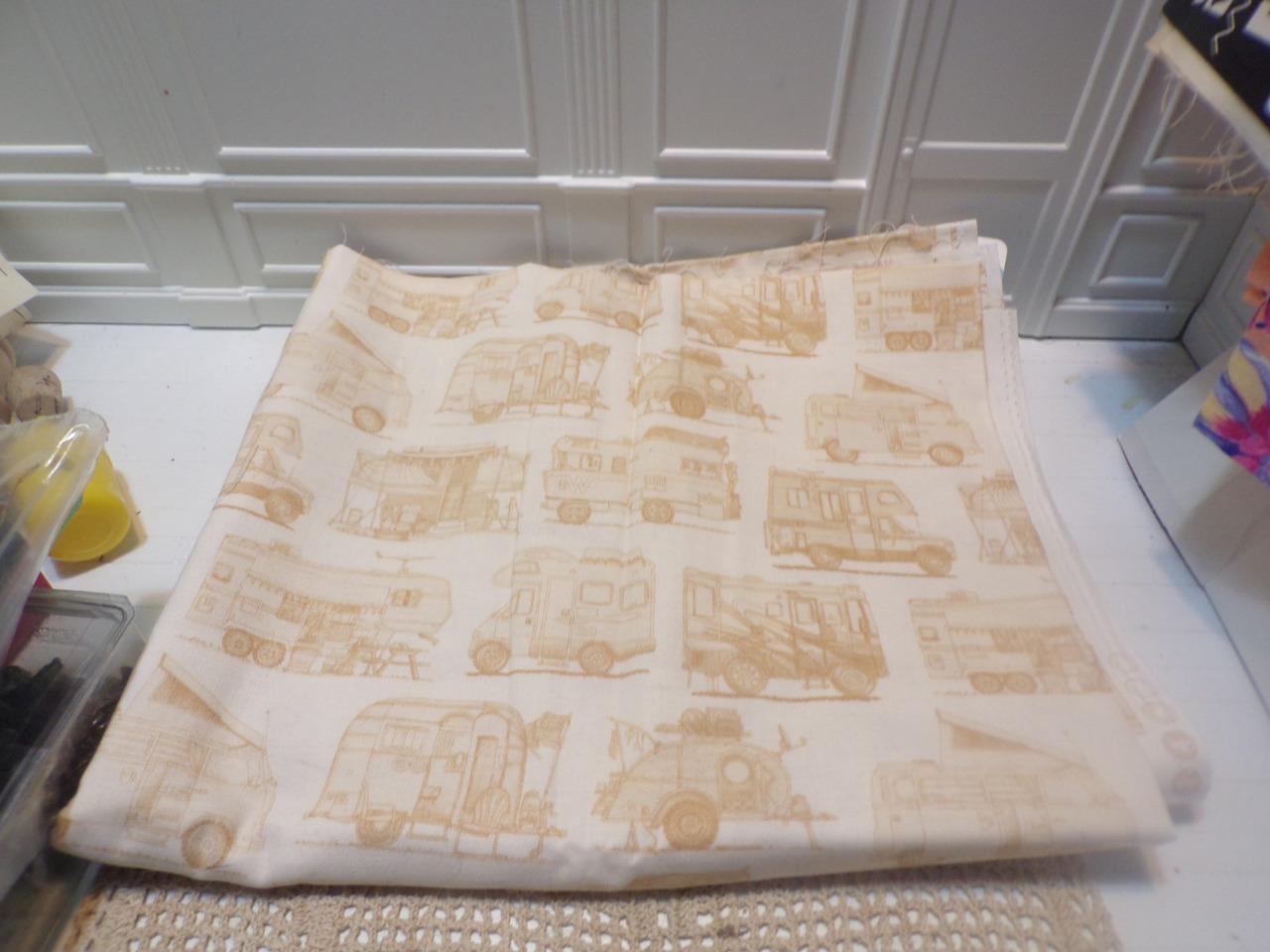 Fabric-cotton-Clothworks-Richard Neuman HAPPY CAMPER PRINT #2530 | eBay