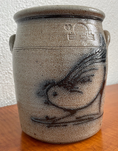 Cute ROWE Pottery Crock Gray Salt Glaze Stoneware Blue Bird Chick 1982 ...