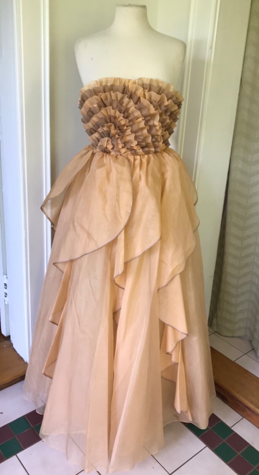 BENNY ONG Trudie McCarthy London Diana ball gown opera cape hand ...
