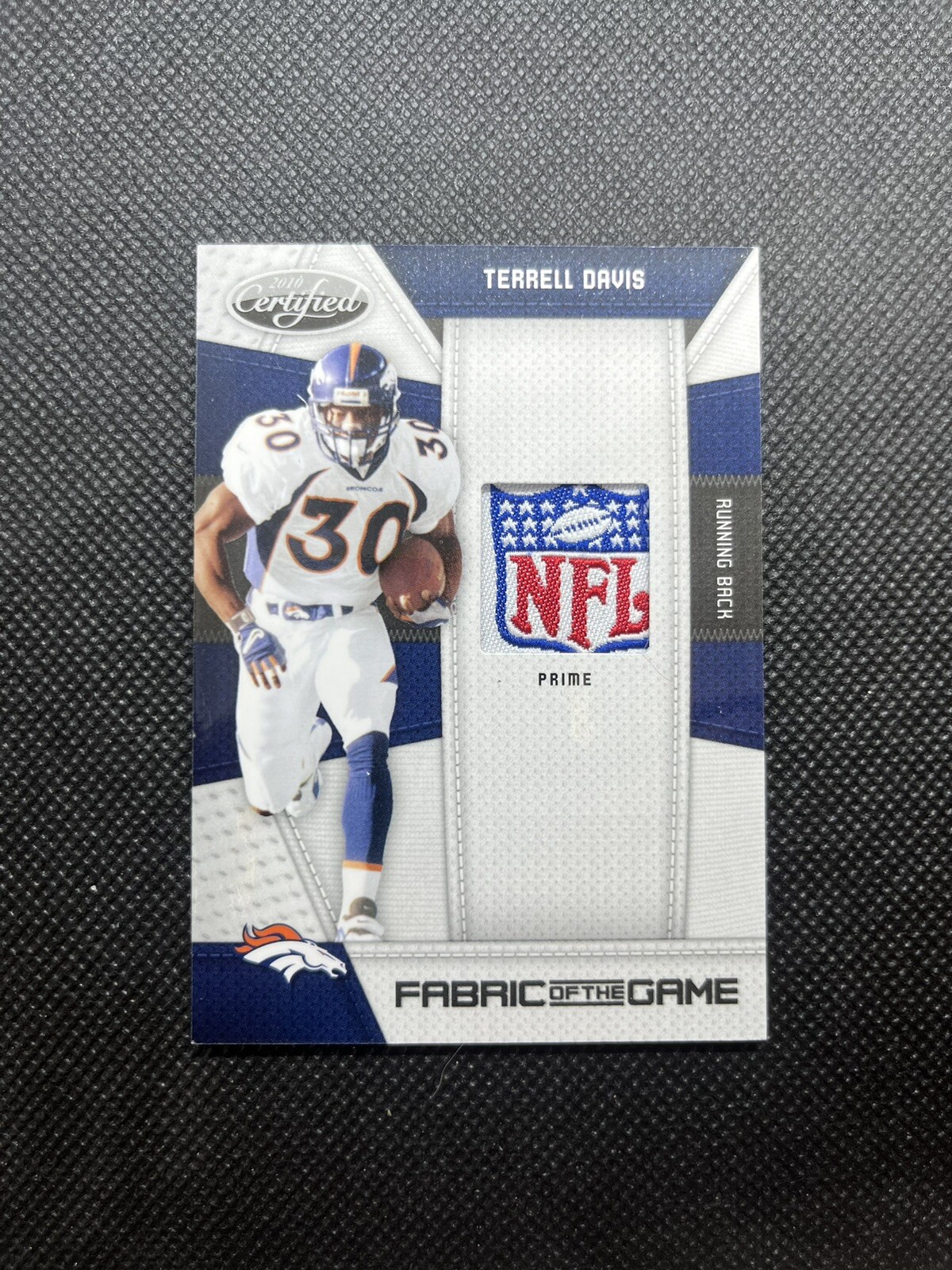 2010 Certified - Fabric of the Game Prime #135 Terrell Davis /50 (MEM ...