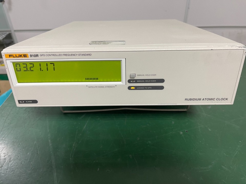 Fluke 910R GPS Controlled Frequency Standard _ 736 | eBay