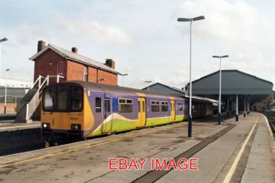 PHOTO CLASS 150 150121 DEPARTS SALISBURY ON 25 FEB 2008 | eBay UK