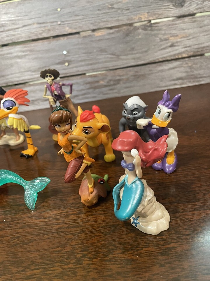 HUGE 21 Piece Disney Action Figures Lot Toy Story Lion King Cinderella ...