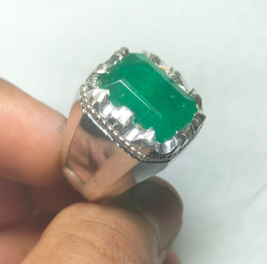 Zamurd Stone Price In Pakistan