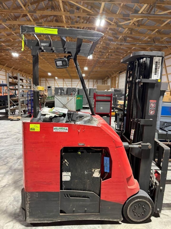 2011 Raymond 425-C35TT 3500 lb Cap. Electric Standup Forklift 3 Stage ...