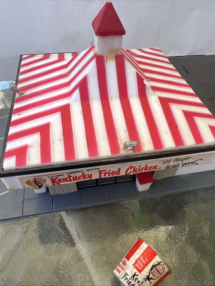 KFC Restaurant HO Scale Kentucky Fried Chicken Fast Food City Building ...