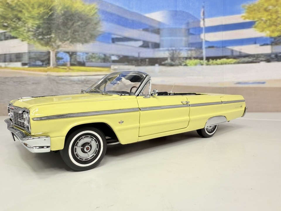 WCPD 1964 Chevy Impala Convertible Goldwood Yellow RARE 1:24 LE #/250 ...