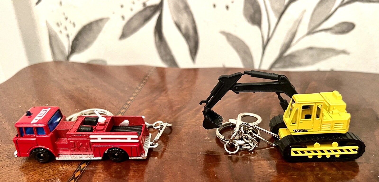 Set Of 2 Hasboro 1998 Key Chains TONKA Fire Pumper & TONKA Front-End ...