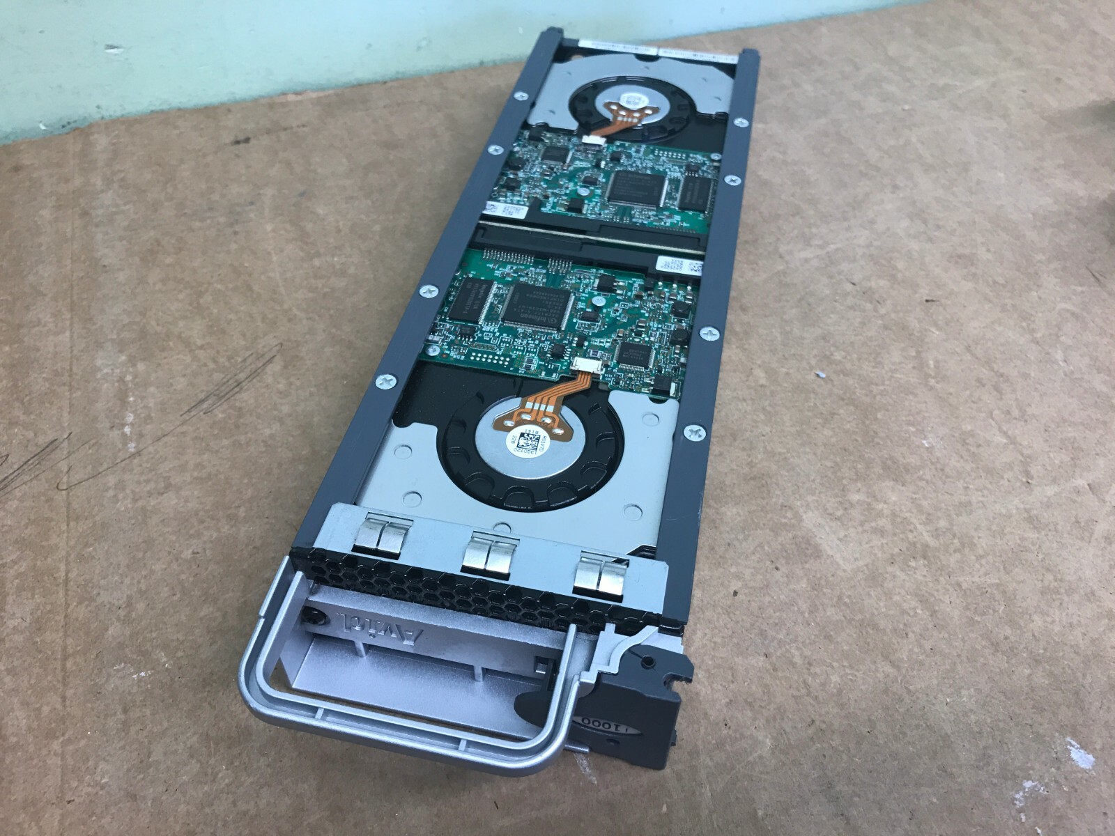 Avid 7020-03822-02 ISIS i1000 1TB Storage Blade for ISIS 7000 | eBay