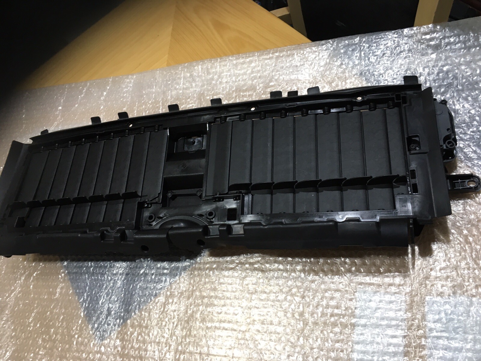 Genuine MERCEDES Radiator Control Shutter W213 E Class A2135002300 for ...