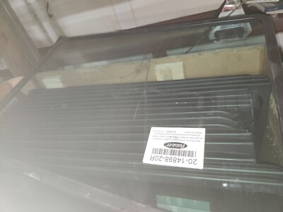 Paccar/Peterbilt - Glass Windshield - #20-14898-20R