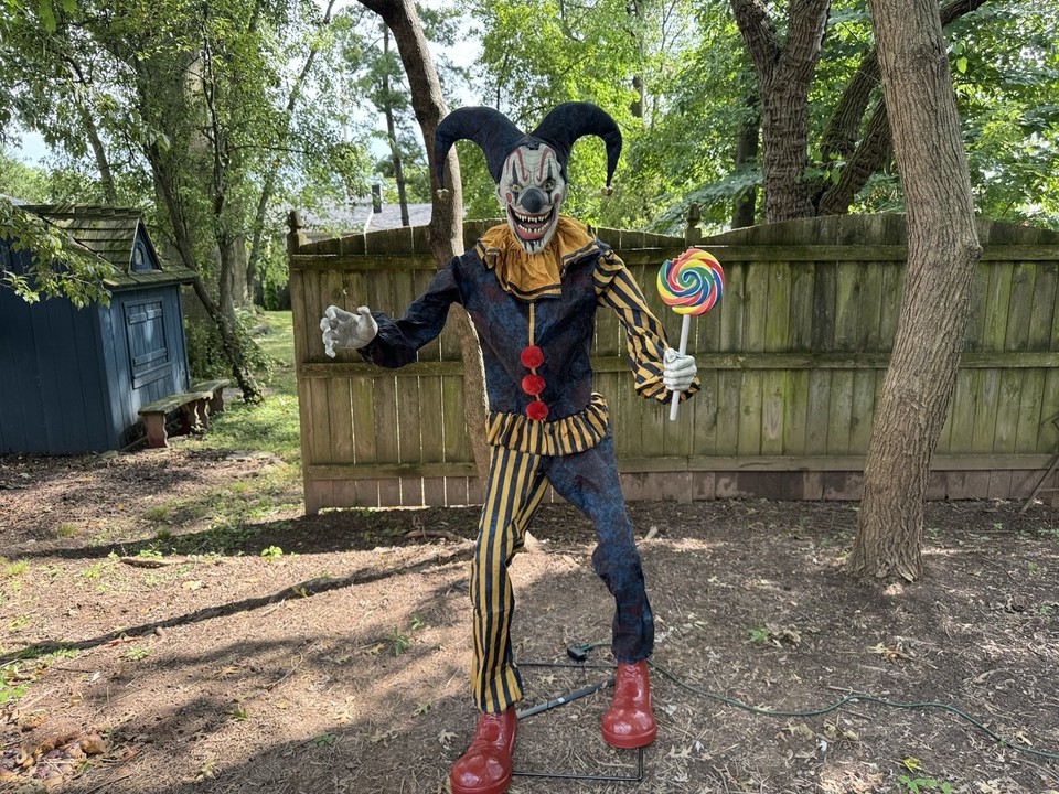 Spirit Halloween Nibbles The Clown Animatronic Prop RARE SOLD OUT | eBay