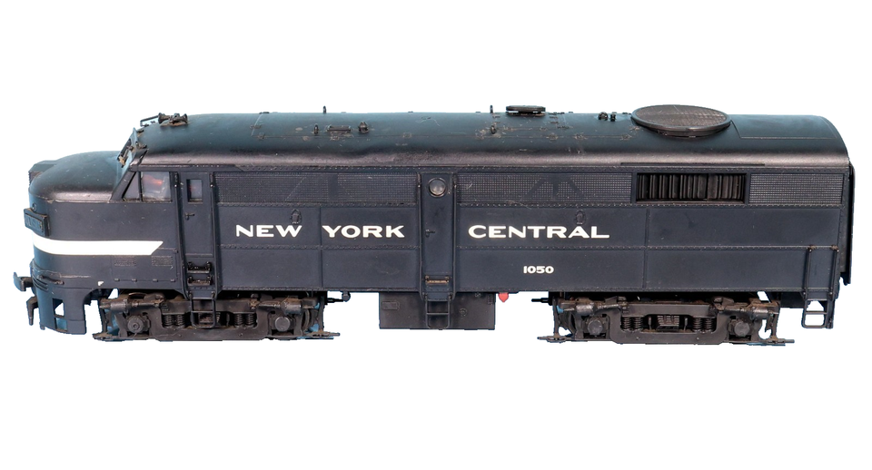 Proto 2000 HO Scale NYC New York Central FA2 Diesel Engine 1050 - video ...