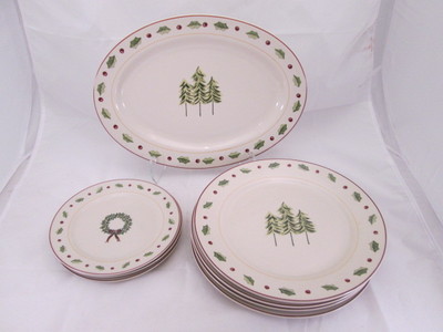 Merry Brite Holiday Home Dinner Plates, Platter & Salad Plates Holly ...