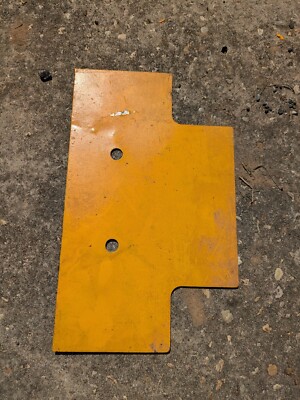 Cub Cadet 125 105 124 104 122 102 123 107 Rear Frame Filler Panel Cover ...