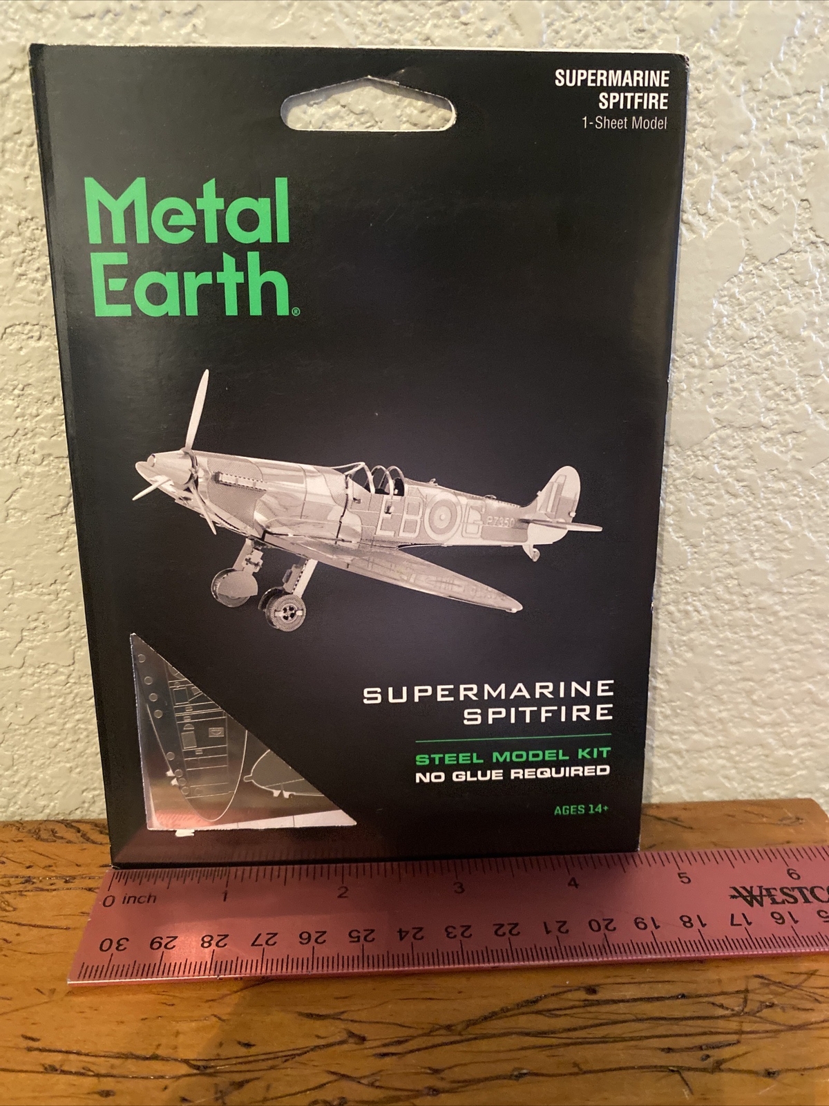 Supermarine Spitfire: Metal Earth 3D Laser Cut Miniature Model Kit ...