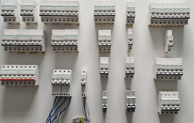 Schneider IKQ MCBs / RCBOs - 125A, 40A, 32A, 25A, 20A, 16A, 6A. TYPE A ...