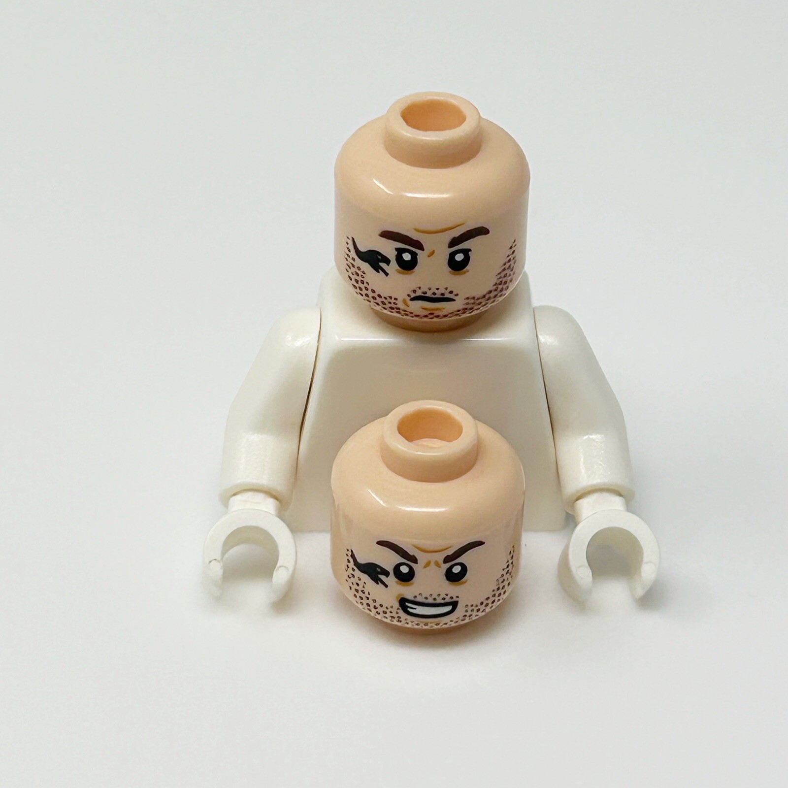 LEGO Minifigure Dual Head Side Beard Stubble Black Snake Tattoo Closed ...