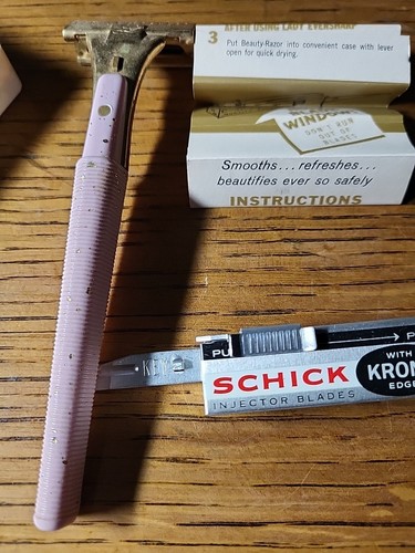 Vintage 1960s Schick Lady Eversharp Beauty Razor & Blades Pink Handle ...