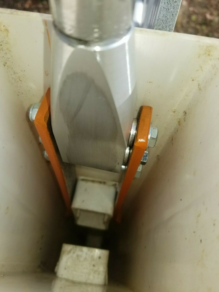 Vinyl Fence Rail Removal Tool for pressing the Tabs on rails 1.5 inch ...