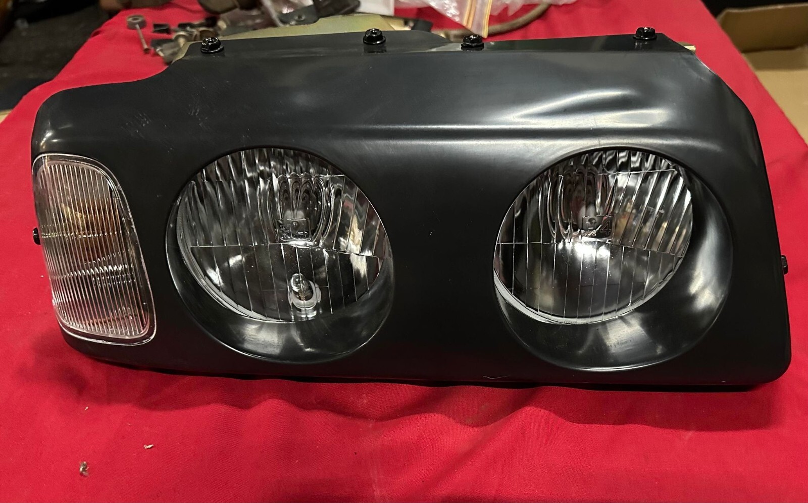 Ford Xg XF Xr6 Ute Sedan Wagon Panel Van Headlight Complete Pair ...