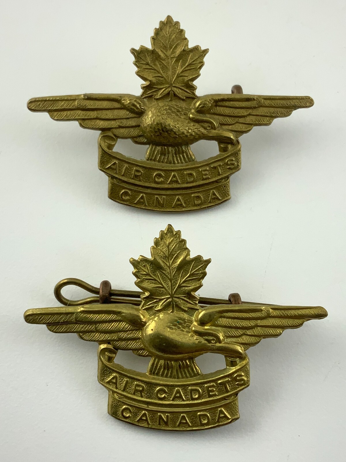 Air Cadets Canada Cap Badge RCAF Royal Canadian Airforce Lot of 2 BB507 ...