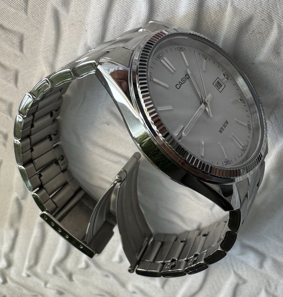 Casio MTP-1302DA-7A Mens 50M WR Stainless Steel Band Watch White New in ...