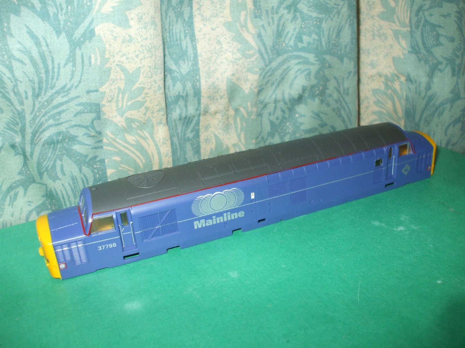 LIMA BR CLASS 37 MAINLINE BLUE BODY ONLY - 37798 | eBay UK