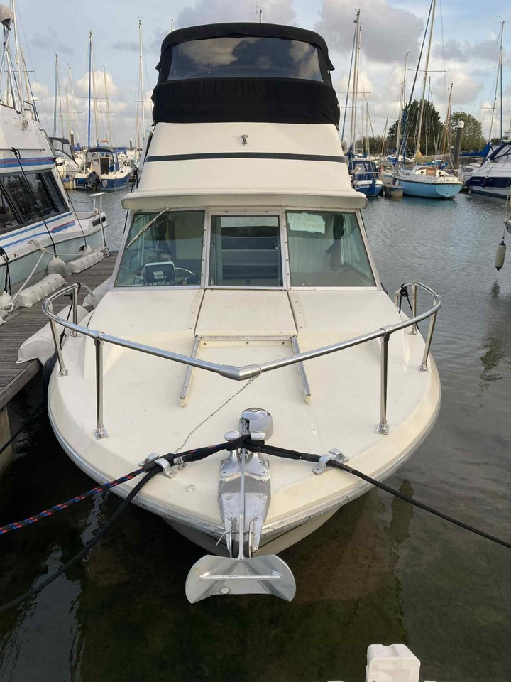 25' Winner flybridge boat with trailer, power boats cabin cruiser | eBay UK