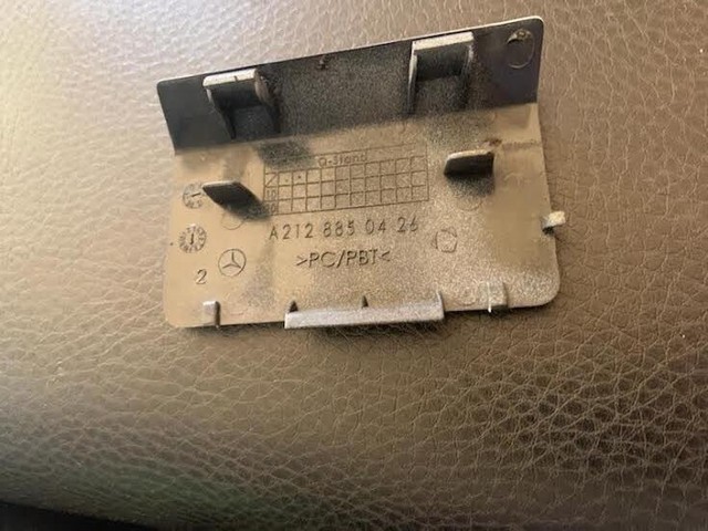 10 MERCEDES E Class W212 Rear Bumper Tow Hook Cover OEM 2128850426 for ...