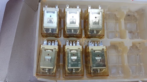 IDEC Izumi RY4S-U Miniature Blade Relay 14-pin 29421 32VAC 3A Box of 6 ...