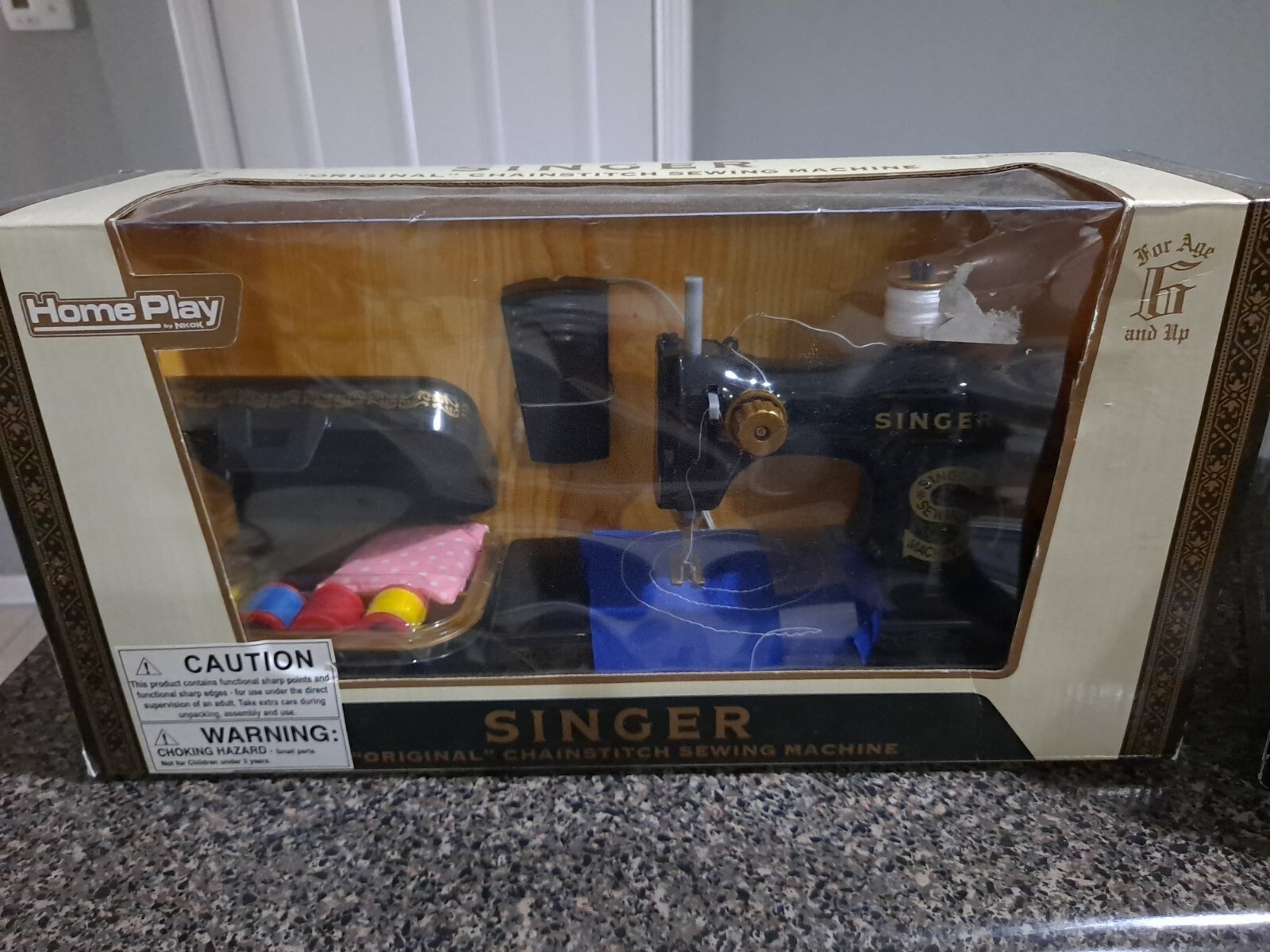 Singer Original Chainstitch Toy Sewing Machine Model A 2401 Home Play ...