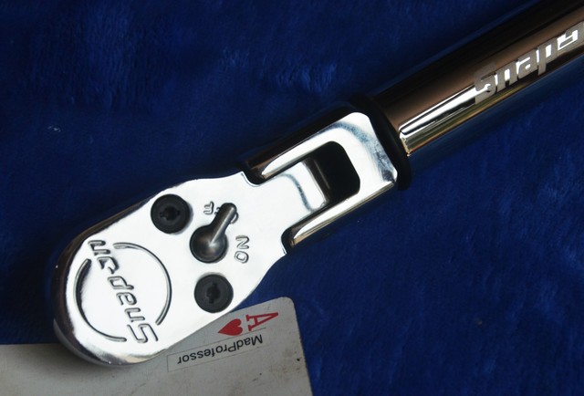 Snap-on 1/2" Drive 15 to 300 FT LB Techangle Torque Wrench ATECH3FR300B ...