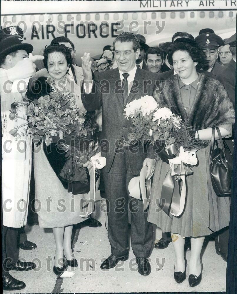 1959 Wire Photo President of Mexico Adolfo Lopez Mateos At O'Hare ...