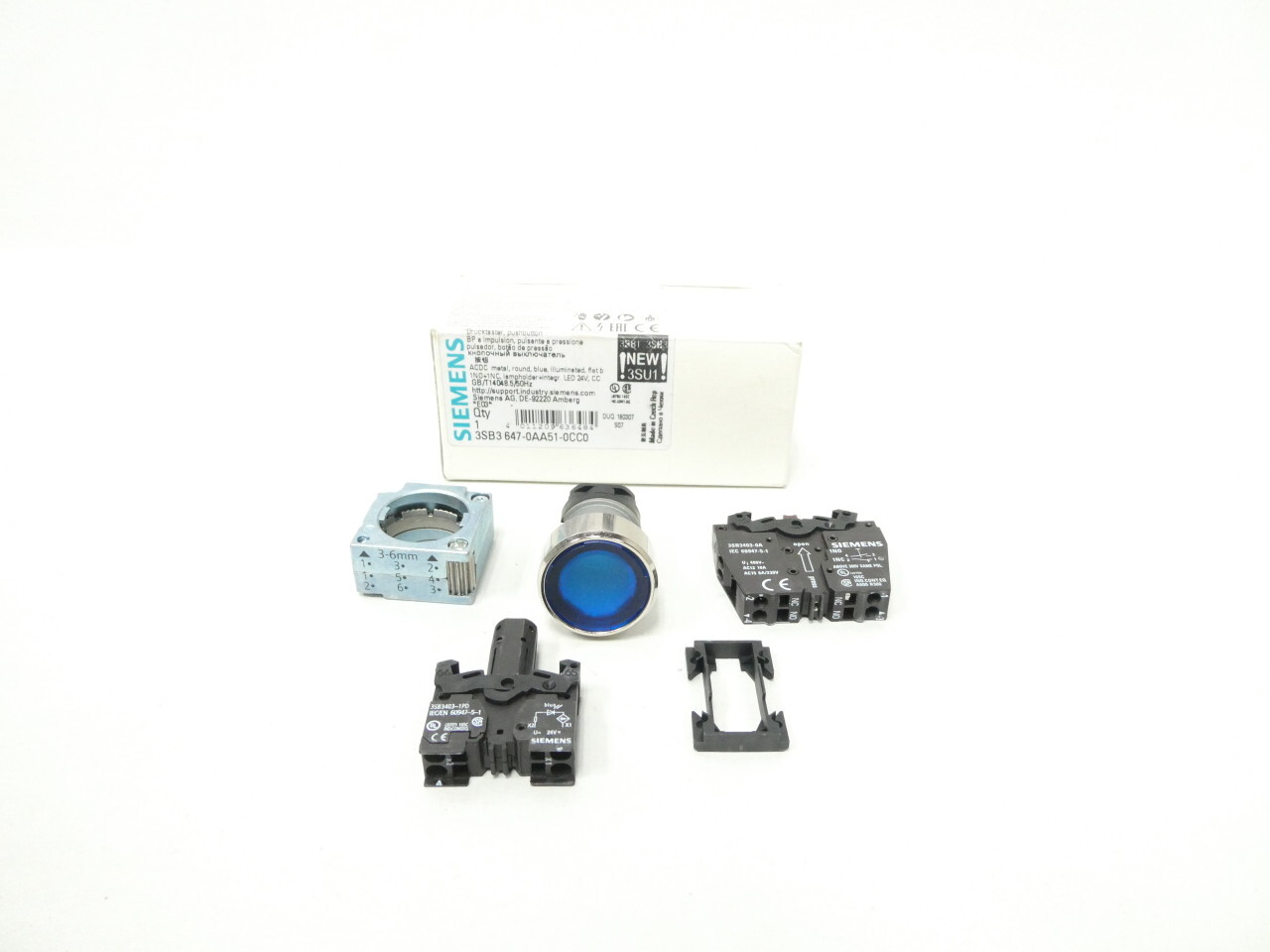 Siemens 3SB3 647-0AA51-0CC0 Illuminated Blue Pushbutton | eBay