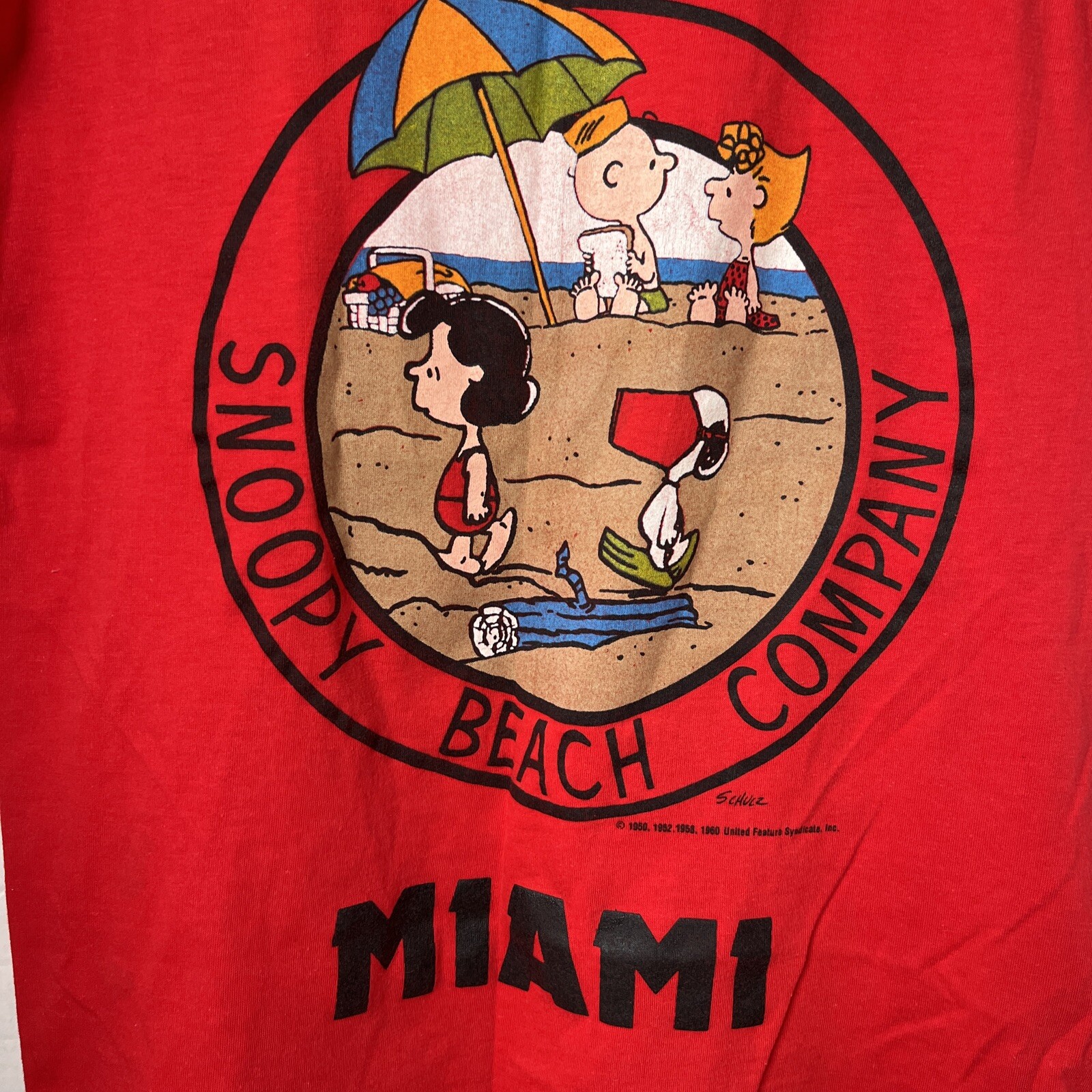 Artex Snoopy Beach Company Miami Vintage Red Men’s Ta… - Gem