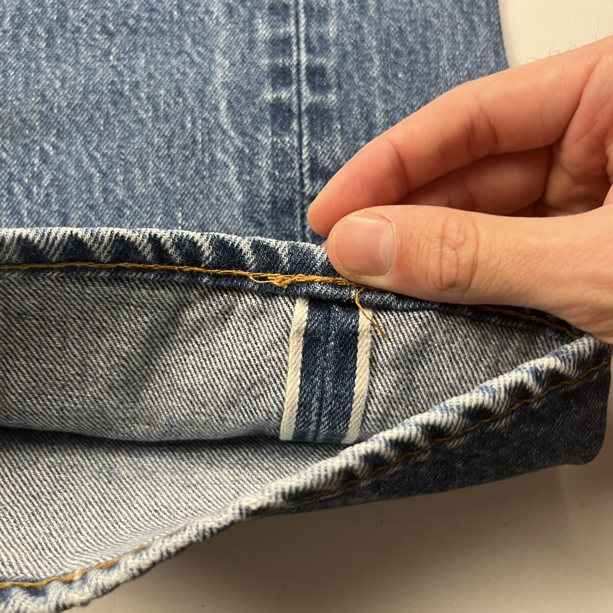 Vintage 70s Levi's Redline 501xx Selvedge Blue Jeans 33x34 Vintage 70s Levi's Redline 501xx Selvedge Blue Jeans 33x34